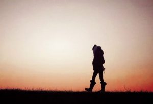 100 Kata Kata Puitis Cinta, Romantis, Bijak, Bikin Baper, Sedih