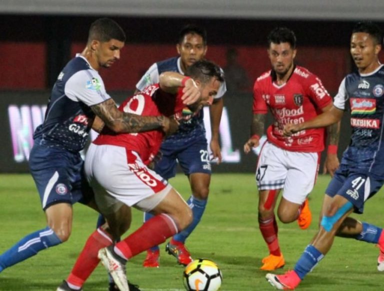 30+ Gambar Arema FC Terbaru 2019 (Foto, Wallpaper, Grafiti, HD)