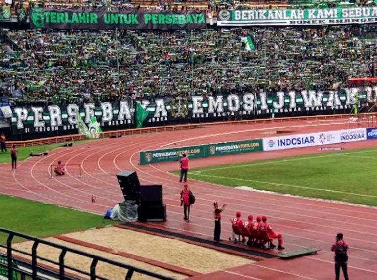 30+ Gambar Bonek Persebaya Terbaru 2019 (Foto, Wallpaper, HD)