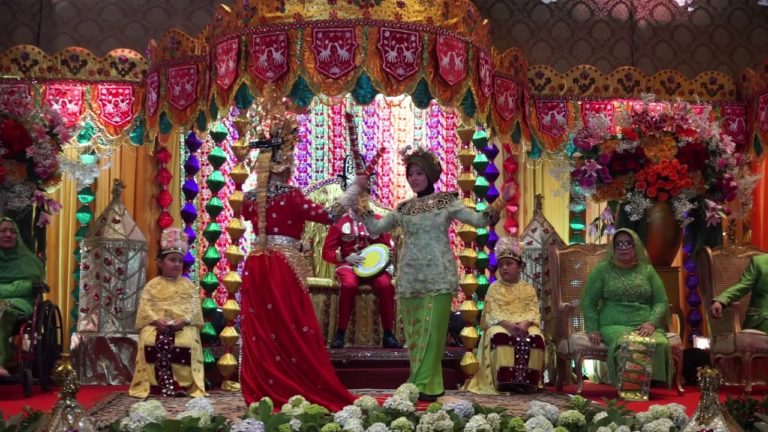 150+ Tarian Daerah Tradisional Nusantara Beserta Daerah Asalnya